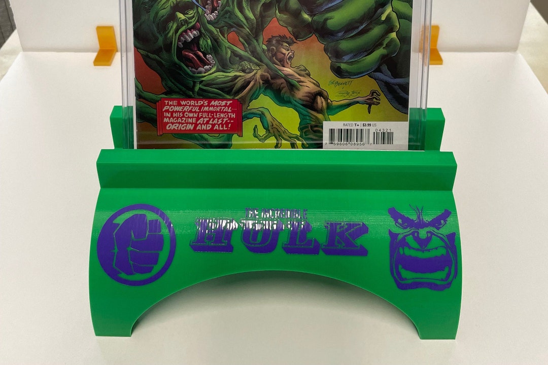 The Hulk Comic Book Stand 3D Printed green PLA - Etsy