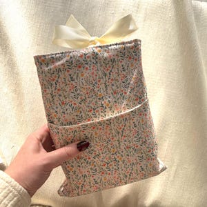 Wildflower Bow Book Sleeve Book Cover Trendy Bookish Gift - Etsy