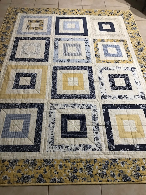 Modern Patchwork Quilt Bauhaus Style" Modern Patchwork Quilt