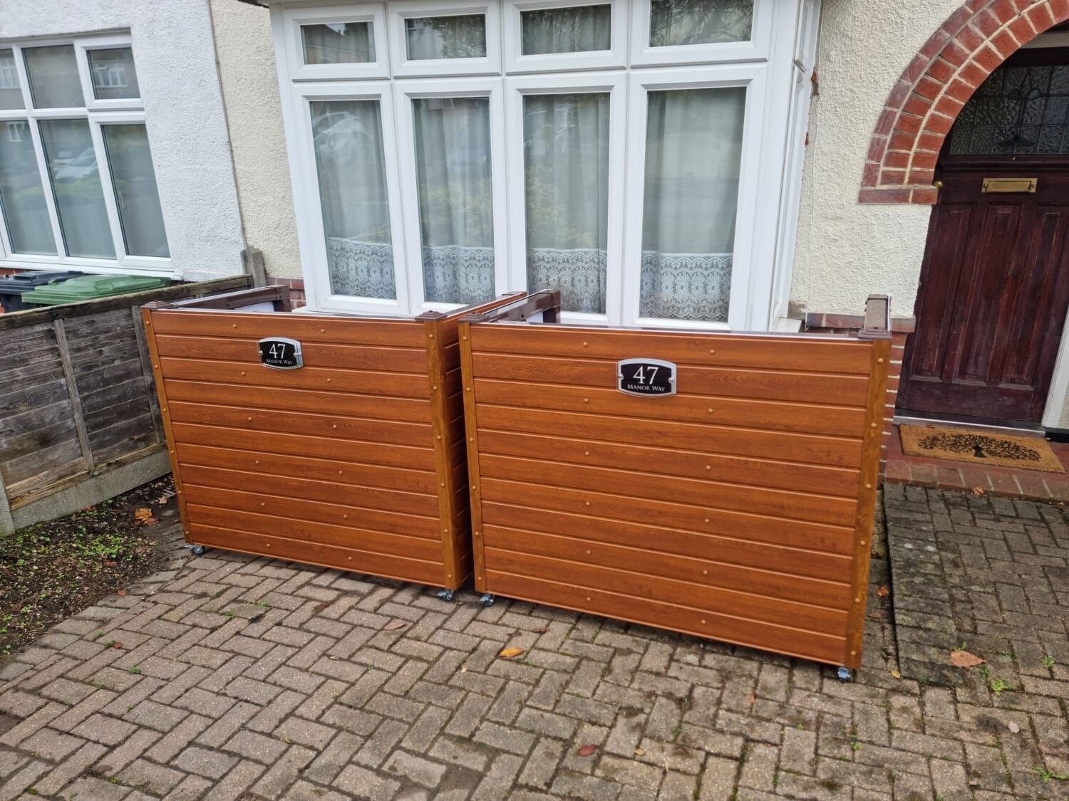 Double UPVC Wheelie Bin Screen on Castors. - Etsy UK