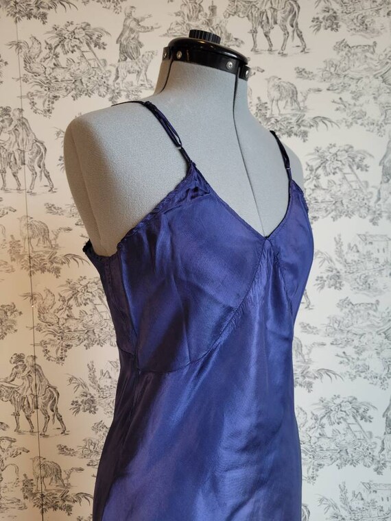 1940-1950s Navy Blue Slip w Ruffle Hem - Gem