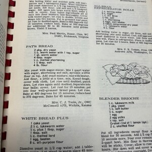 Vintage Cookbook 2000 Worldwide Favorite Recipes of Military Officers ...