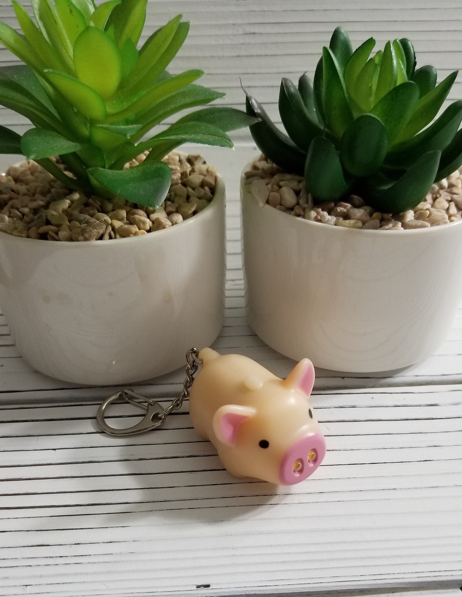 Pink 3D Pig Keychain With LED Nose Light and Sound Piggy Tan Black ...