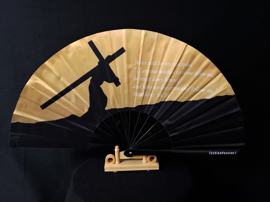 Jesus Bears the Cross Hand Fan / Carthage / Big 13 Inch Clacking Fan ...