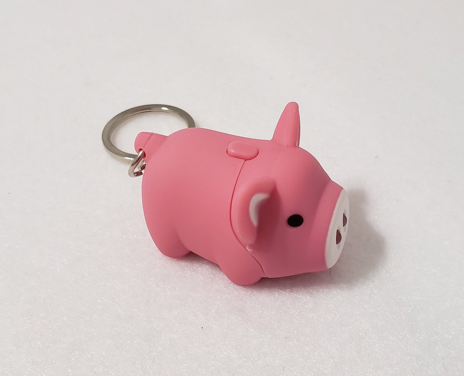 Pink 3D Pig Keychain With LED Nose Light and Sound Piggy Tan Black ...