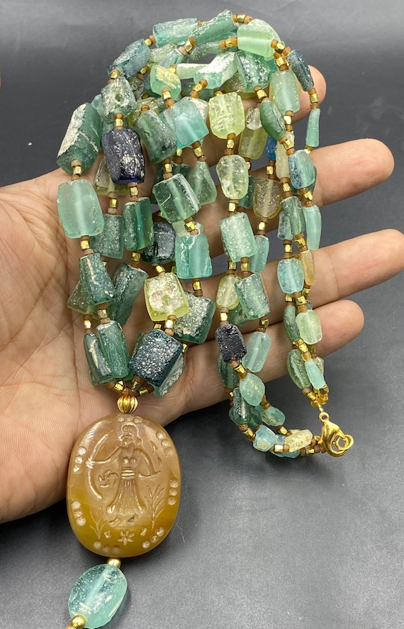 wonderful old carved roman - Gem