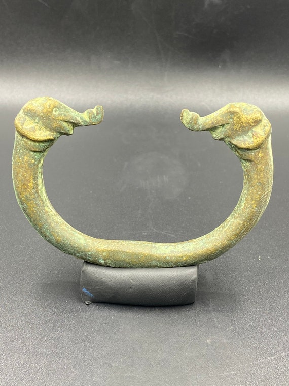 Vintage old elephant face tribal bronze Bangle bracel… - Gem