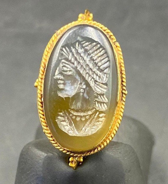 A very old Ancient Greek-emperor gray agate 20k solid… - Gem