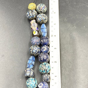 17 Piece Beautiful Old Unique Gabri Bead With Beautiful Colors Old ...