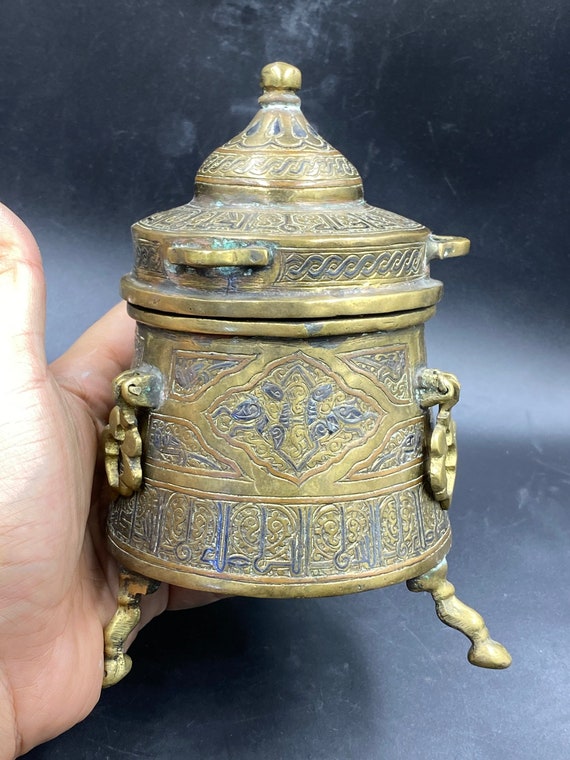 Very beautiful antique Islamic silver inlaid bronze l… - Gem