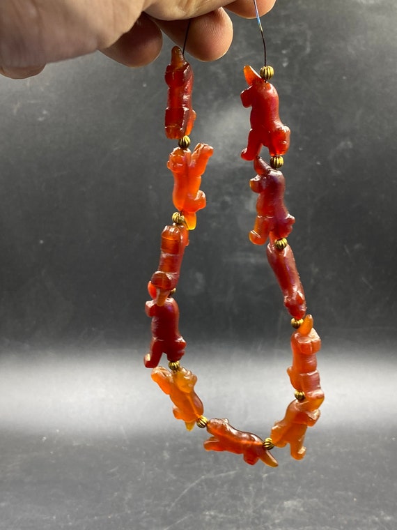 Rare antique pyu period Carnelian animal beads burmes… - Gem