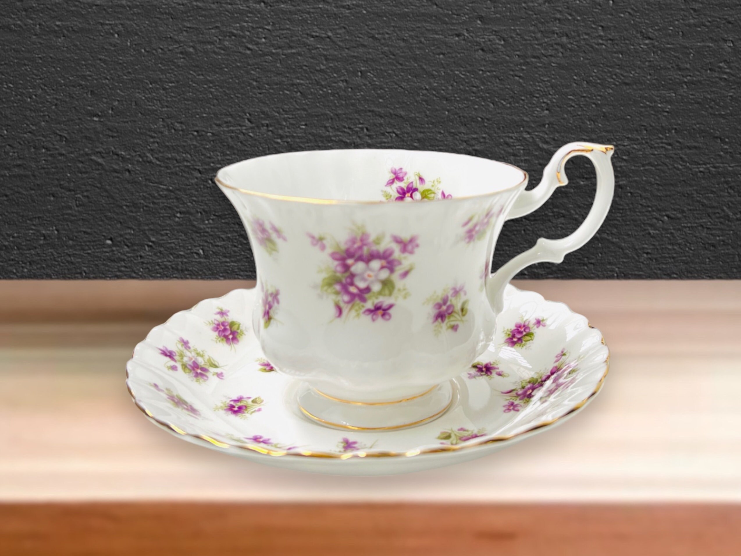 Royal Albert Teacup Sweet Violets Tea Cup and Saucer Set Bone - Etsy
