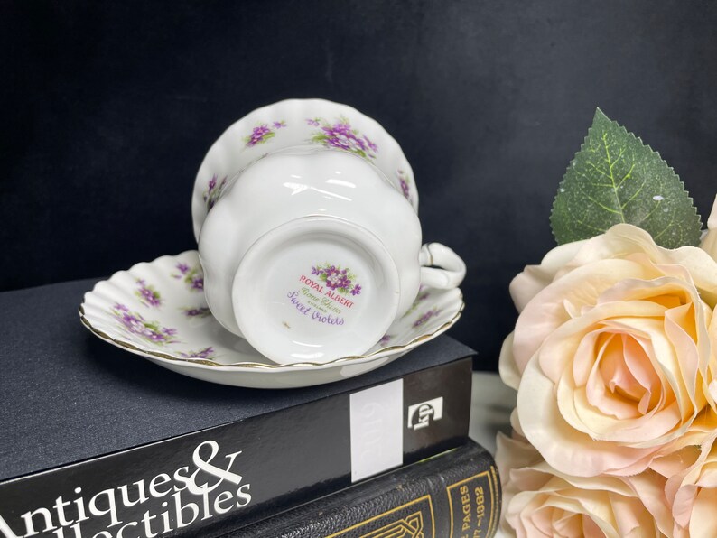 Royal Albert Teacup Sweet Violets Tea Cup and Saucer Set Bone - Etsy
