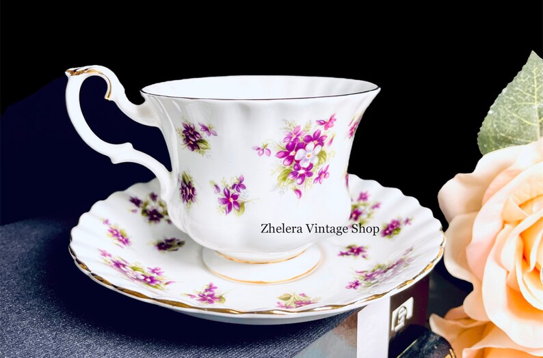 Royal Albert Teacup Sweet Violets Tea Cup and Saucer Set Bone - Etsy