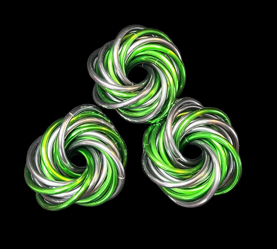 Mobius Fidget Toy Silver & Green - Etsy