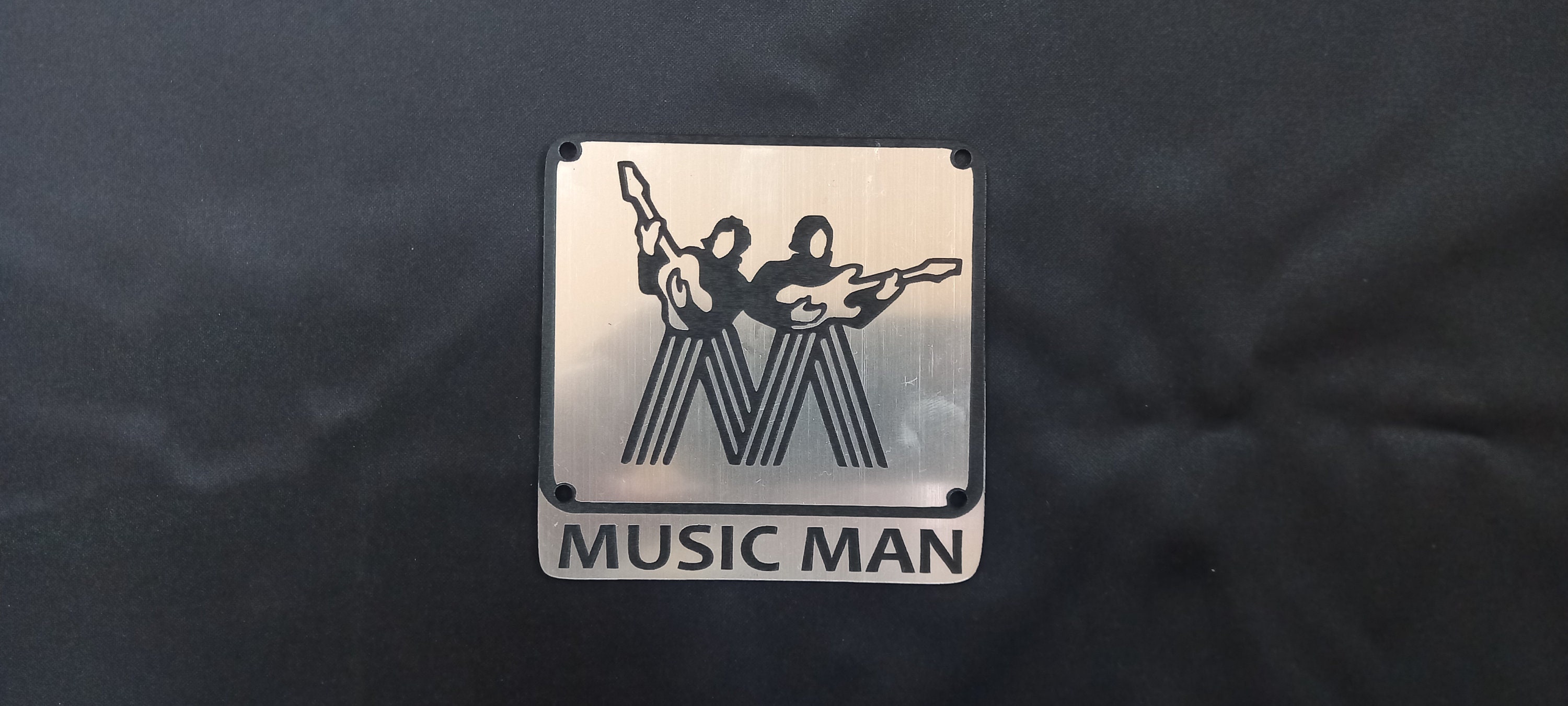 Ernie Ball Music Man Axis for sale | Only 4 left at -75%