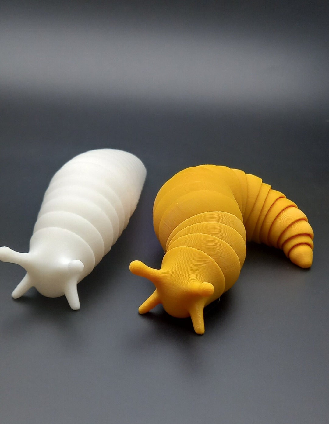 Slug Fidget Toy - Articulated Slug. Different Colors and Sizes. - Etsy