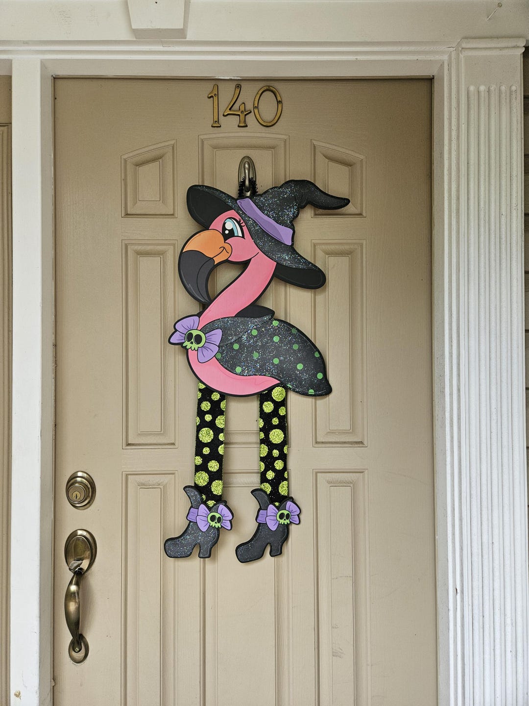 Witch Flamingo Door Hanger, Halloween Flamingo Porch Decor, Spooky Cute ...