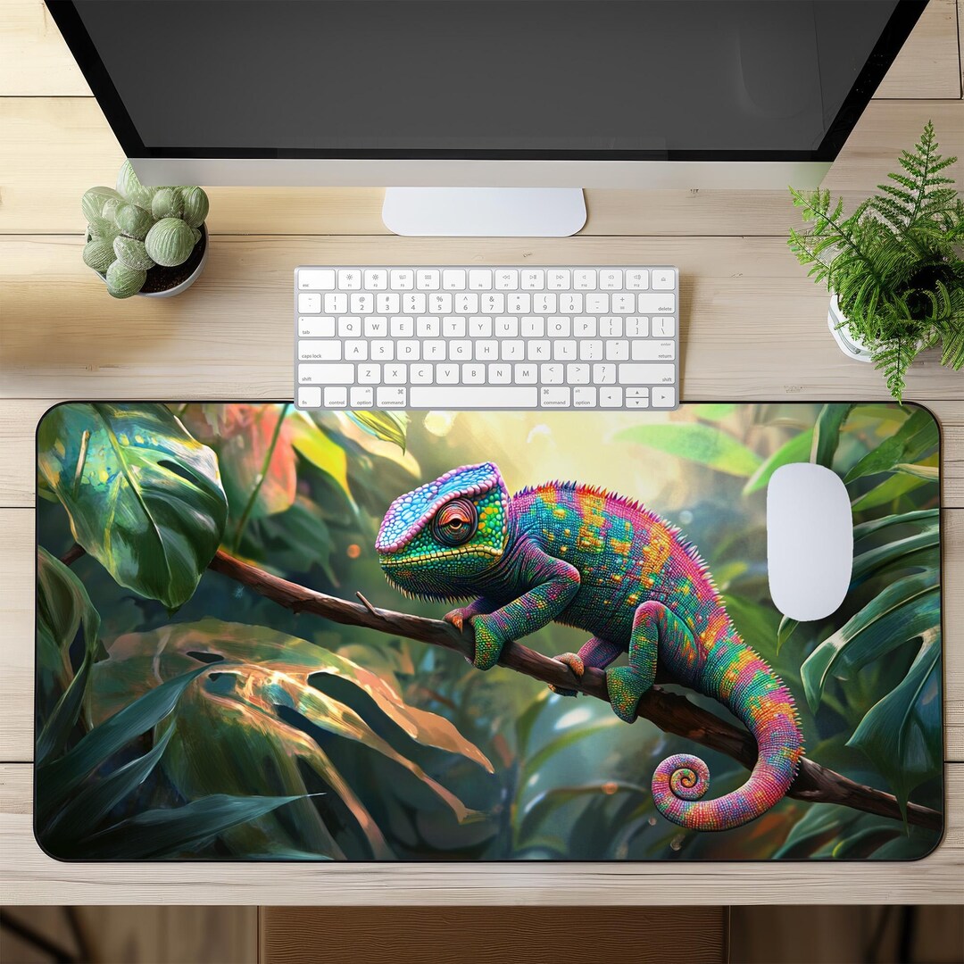 Chameleon Desk Mat, Large Jungle Mouse Pad, Colorful Reptile Desk Pad ...