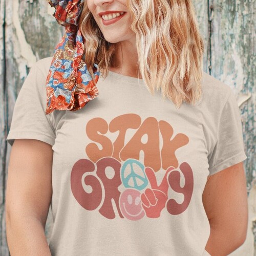 Stay Groovy Vintage Inspired Graphic T Shirt 70s Inspired Etsy