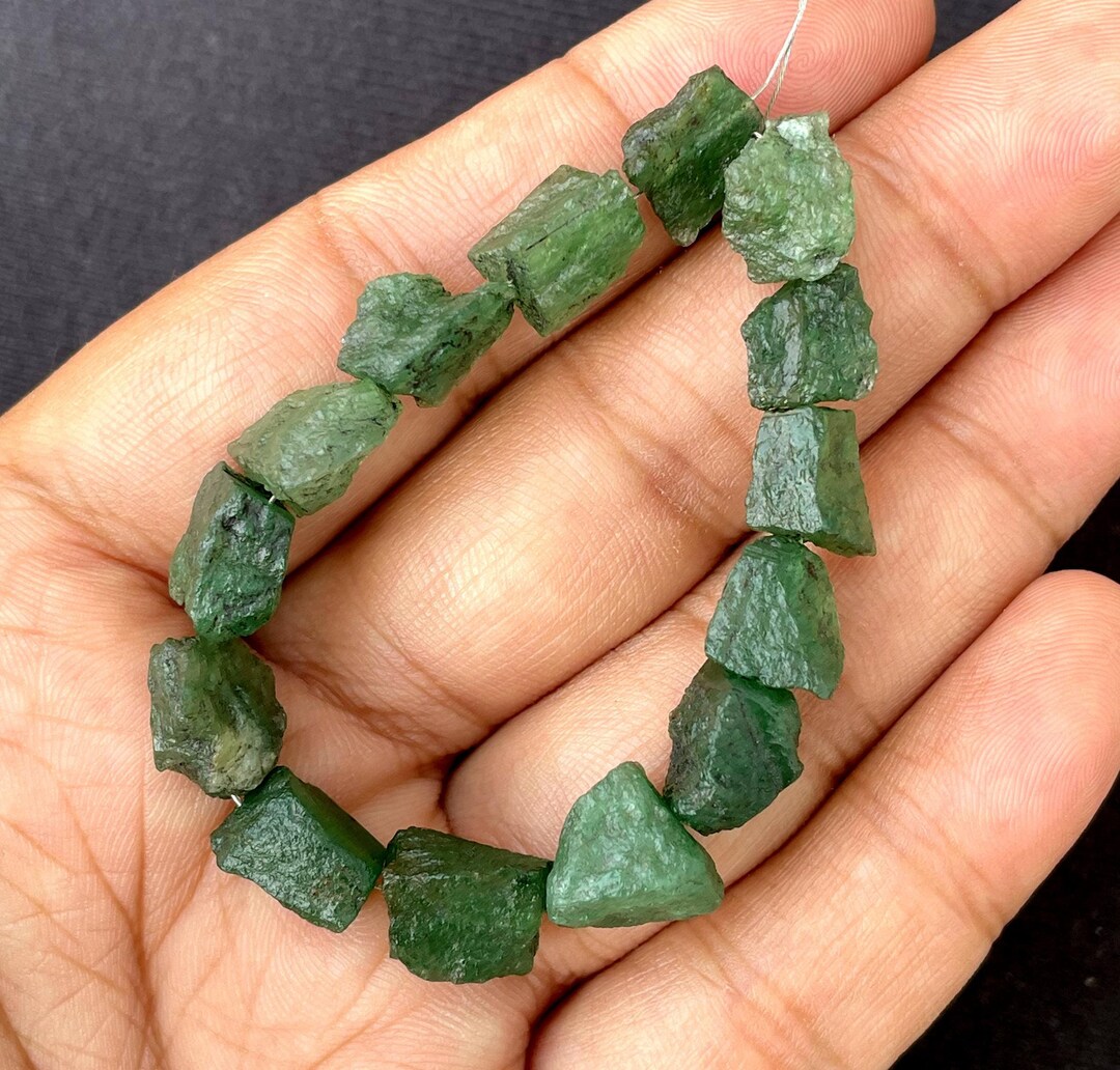 14 Pieces Natural Green Beryl Rough Nuggets, Raw Beryl Gemstone Beads ...