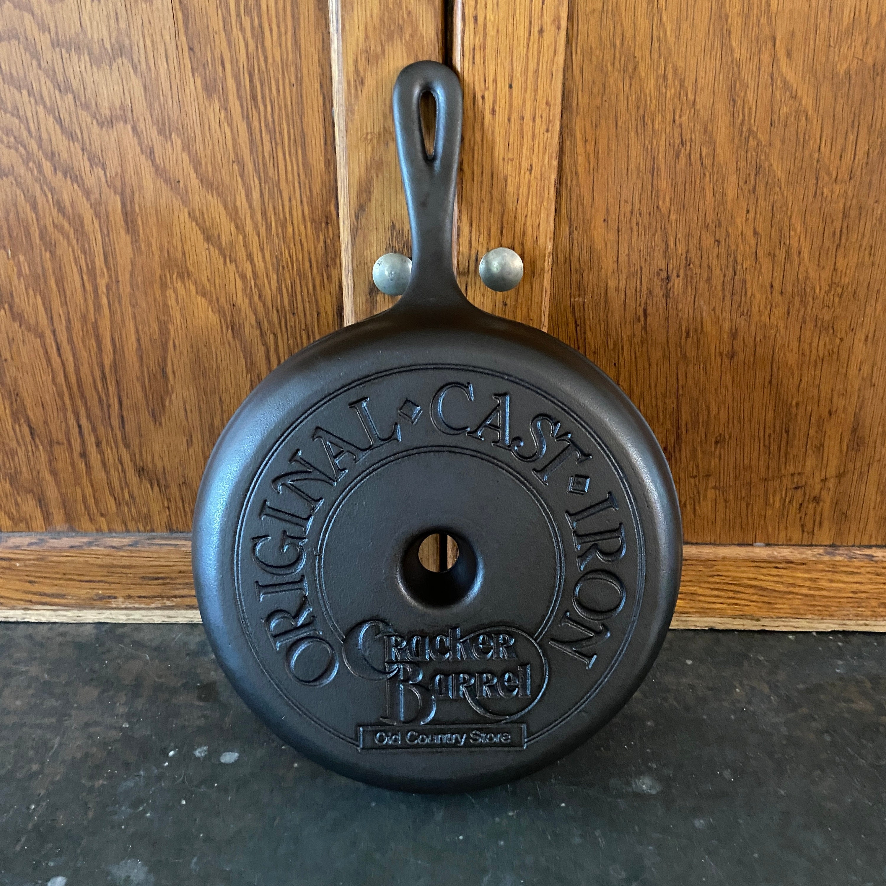 VTG Lodge Cracker Barrel Cast Iron Corn Bread Skillet - Etsy VTG Lodge Cracker Barrel Cast Iron Corn Bread Skillet - Etsy