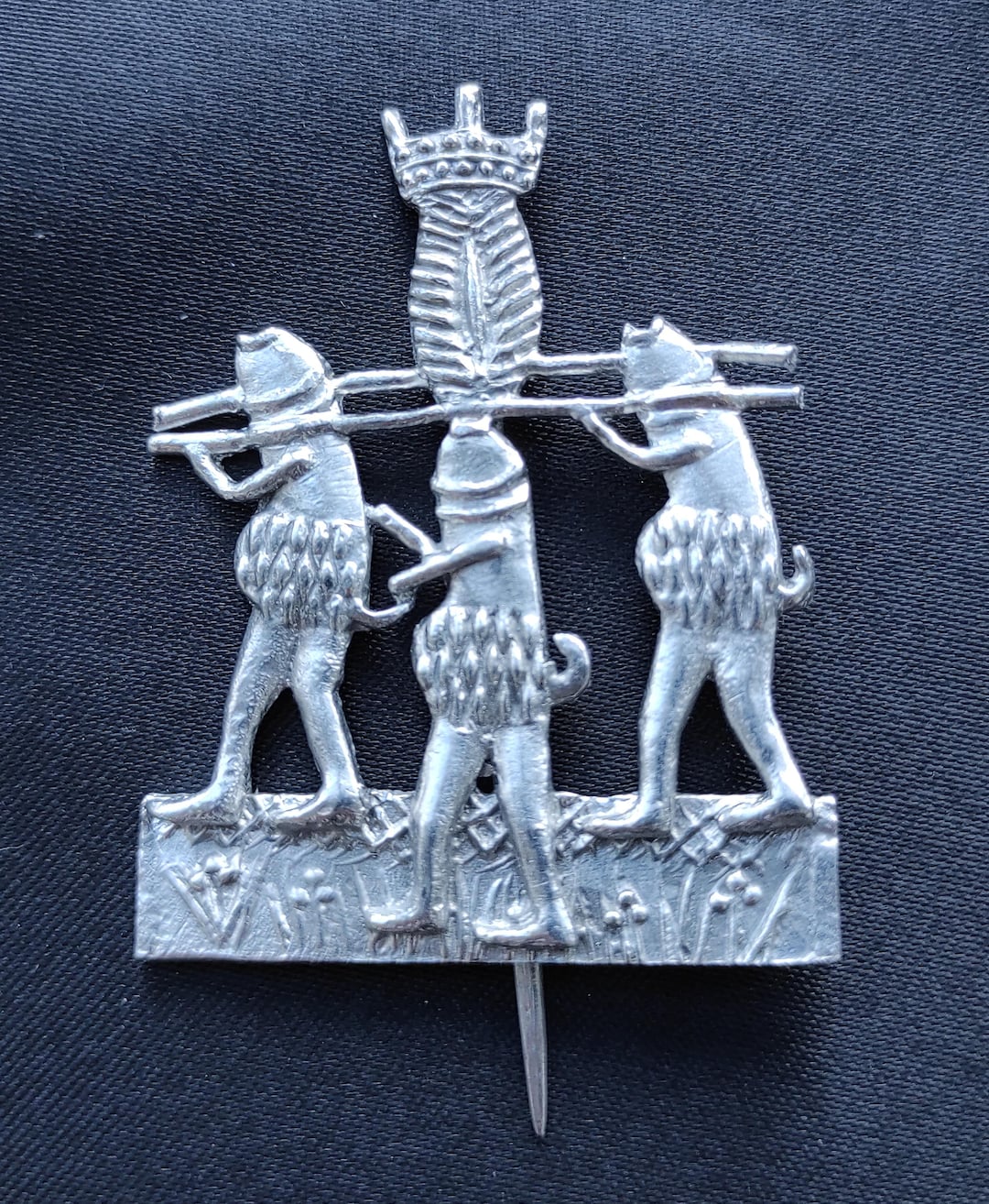 Medieval Badge Vagina Penis, Phallus and Queen Vulva Replica Brooch ...