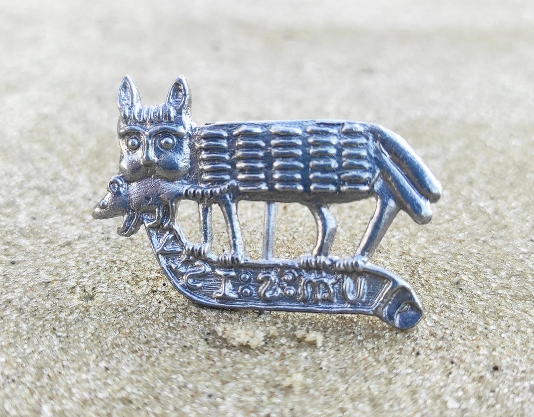 Dark Ages Cat Badge, Medieval Cat Replica Pewter Badge, 14th Century ...
