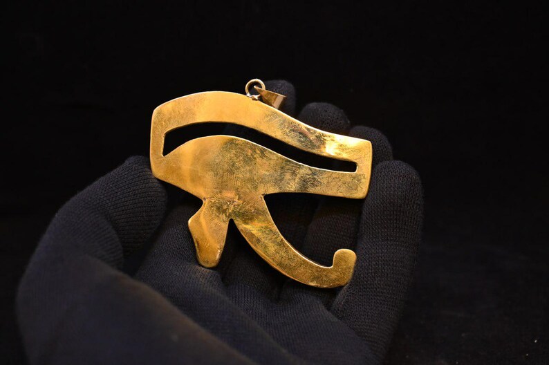 Eye of Horus Necklace – Ancient Egyptian Protection Jewelry - Etsy