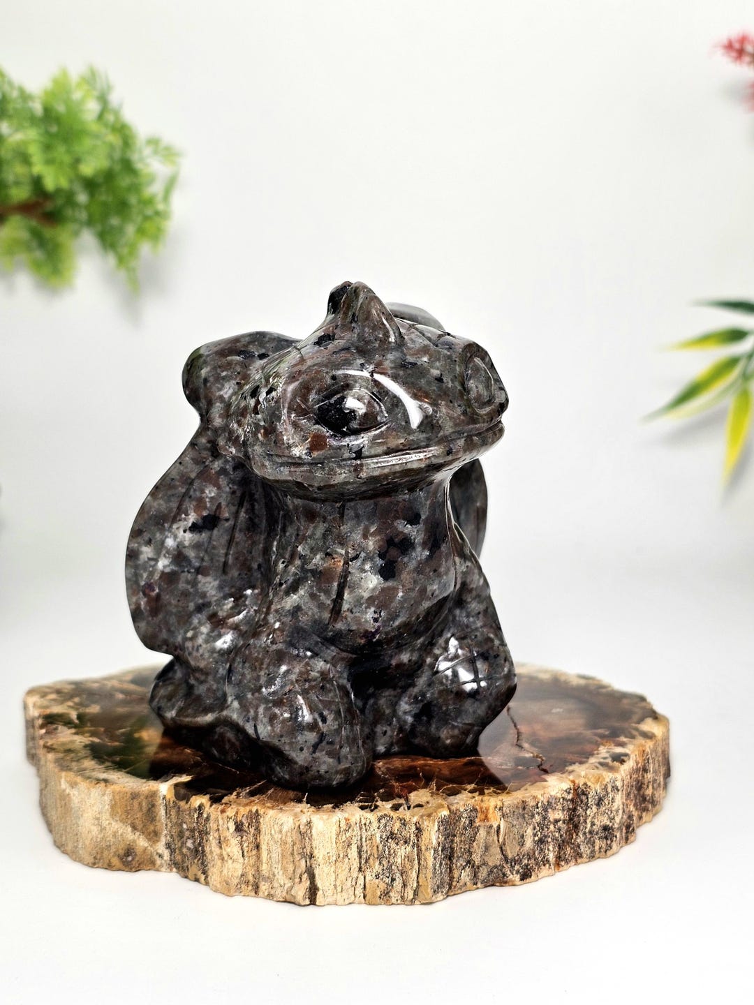 Yooperlite Toothless Carving / UV Reactive / Toothless / Night Furry ...