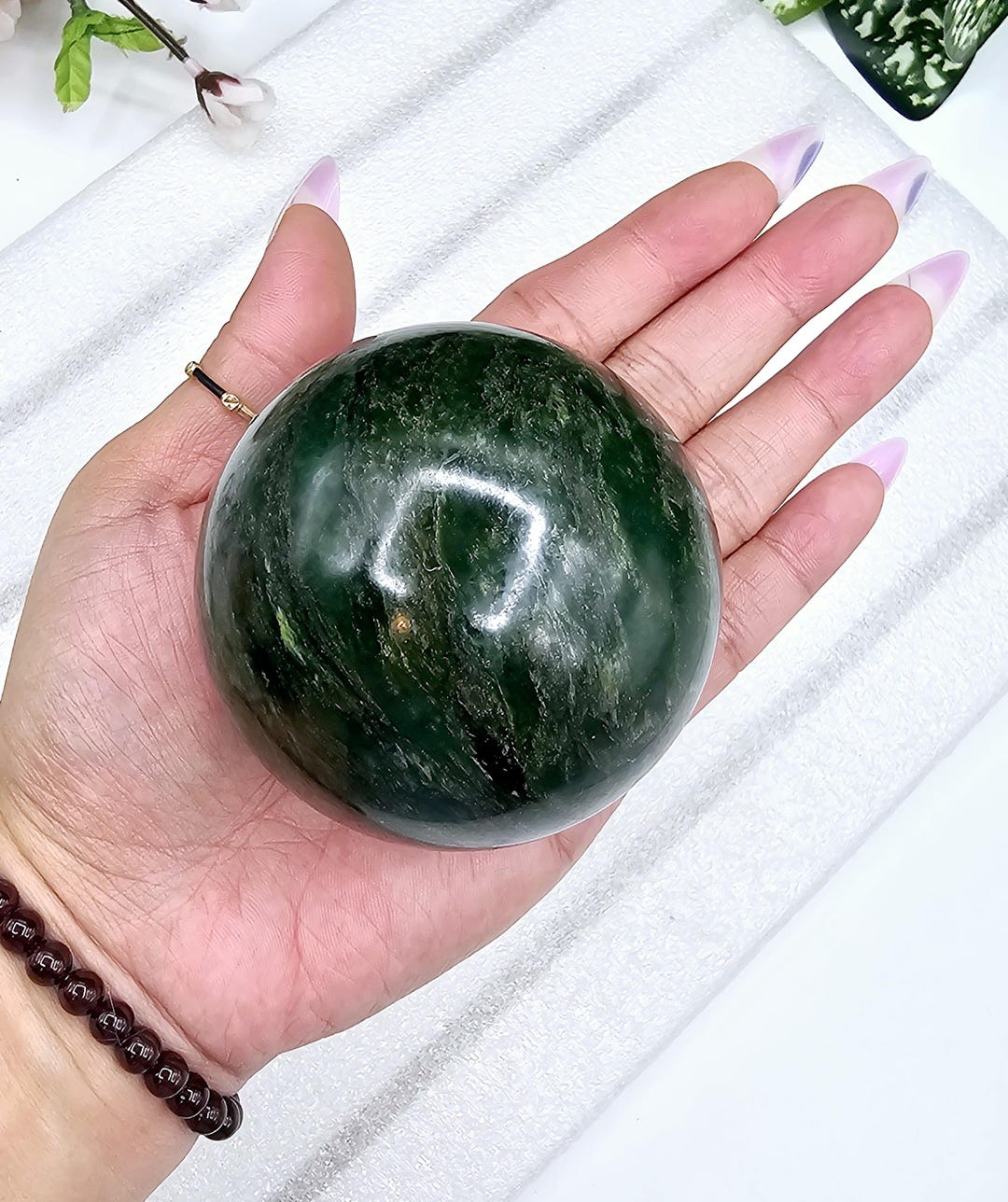 Emerald Sphere / 68mm / Green Sphere / Chakra / Rocks and Minerals / St46 - Etsy