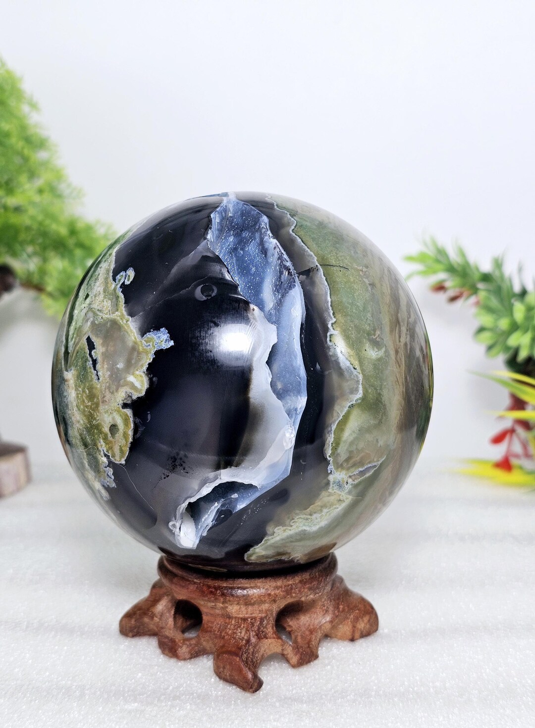 Volcanic Agate Sphere With Big Cave / 96mm / Strong UV Reactive ...