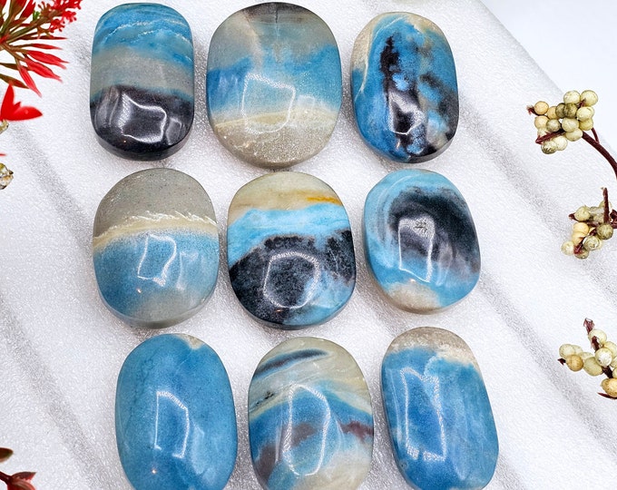 Trolleite Palm Stone / Chakra / Rocks and Minerals - Etsy
