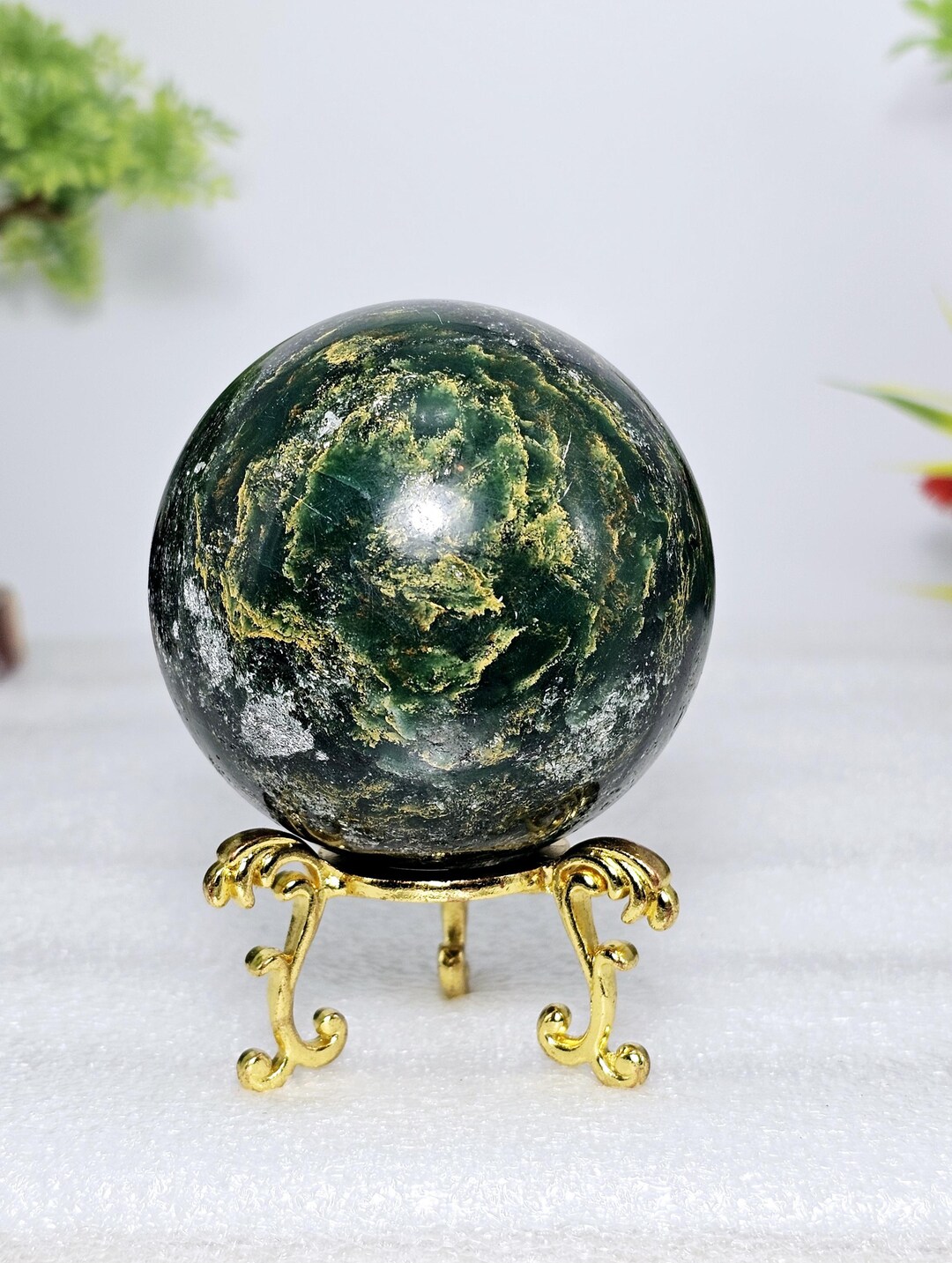 Emerald Sphere / 63mm / Green Sphere / Chakra / Rocks and Minerals / St48 - Etsy