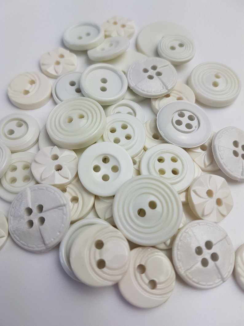 Button Craft - Vintage - Assorted White Buttons - Nylon Plastic - Range ...