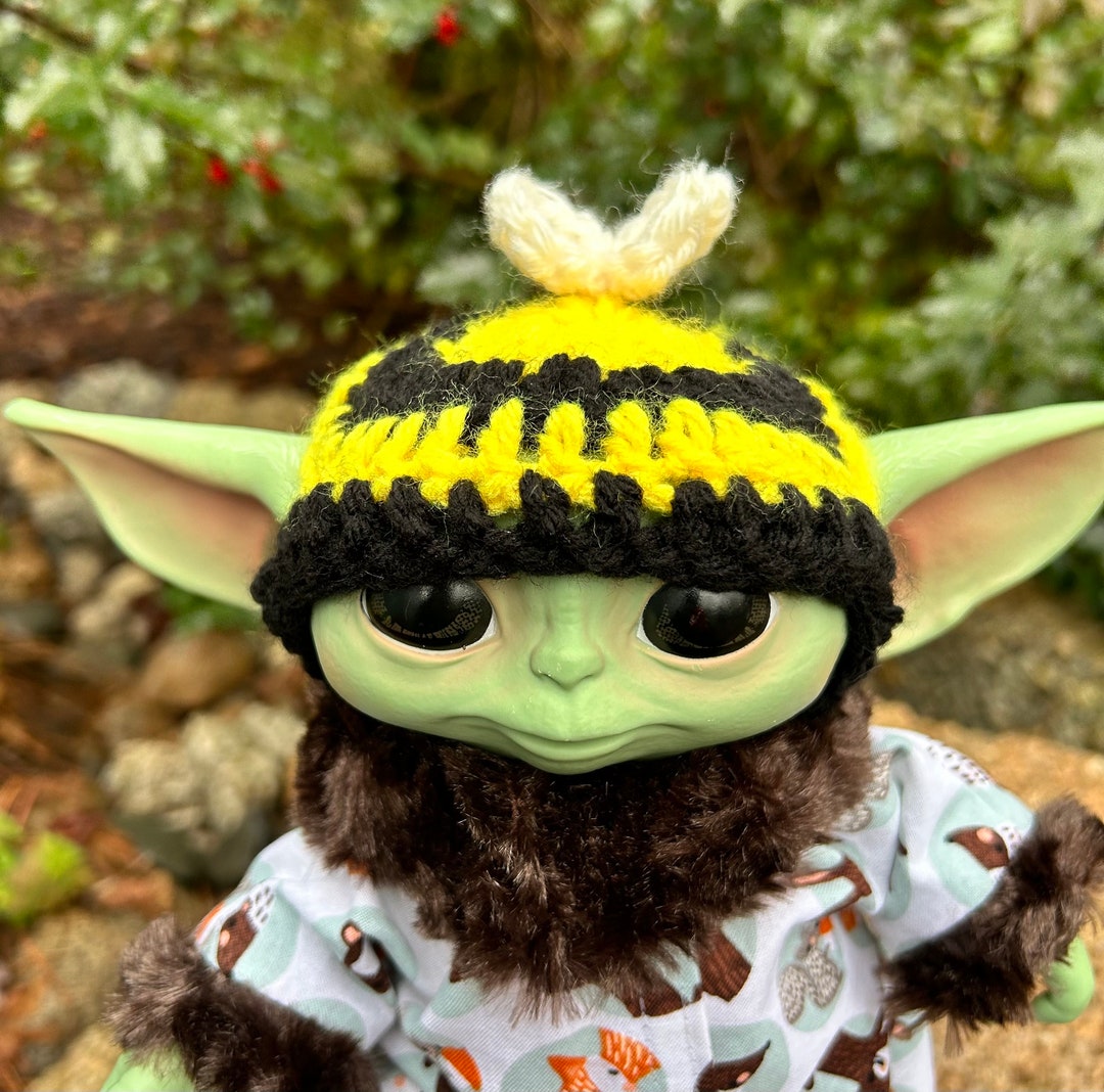 Baby Yoda Mini Bumblebee Beanie for 8 Doll, Crochet Hat - Etsy