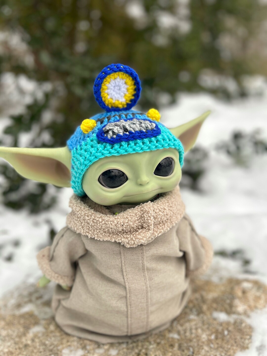 Baby Yoda Robot Tuque, Blue and Yellow - Etsy