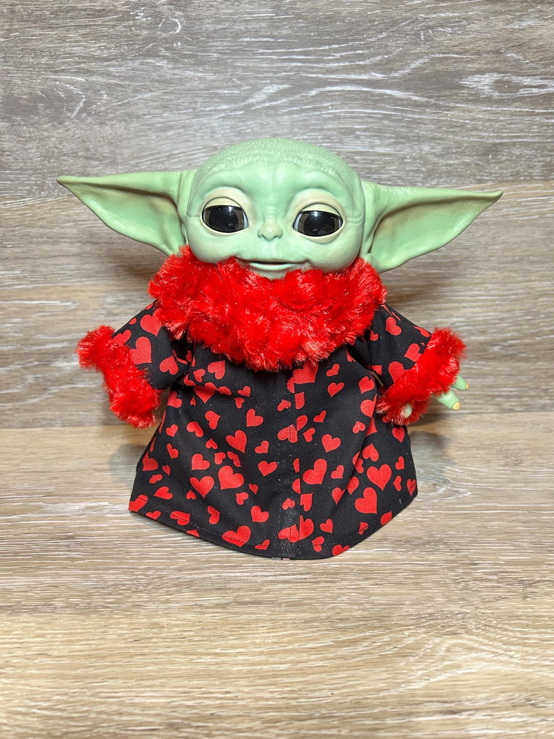 8” Baby Yoda Robe, Black With Red Hearts - Etsy
