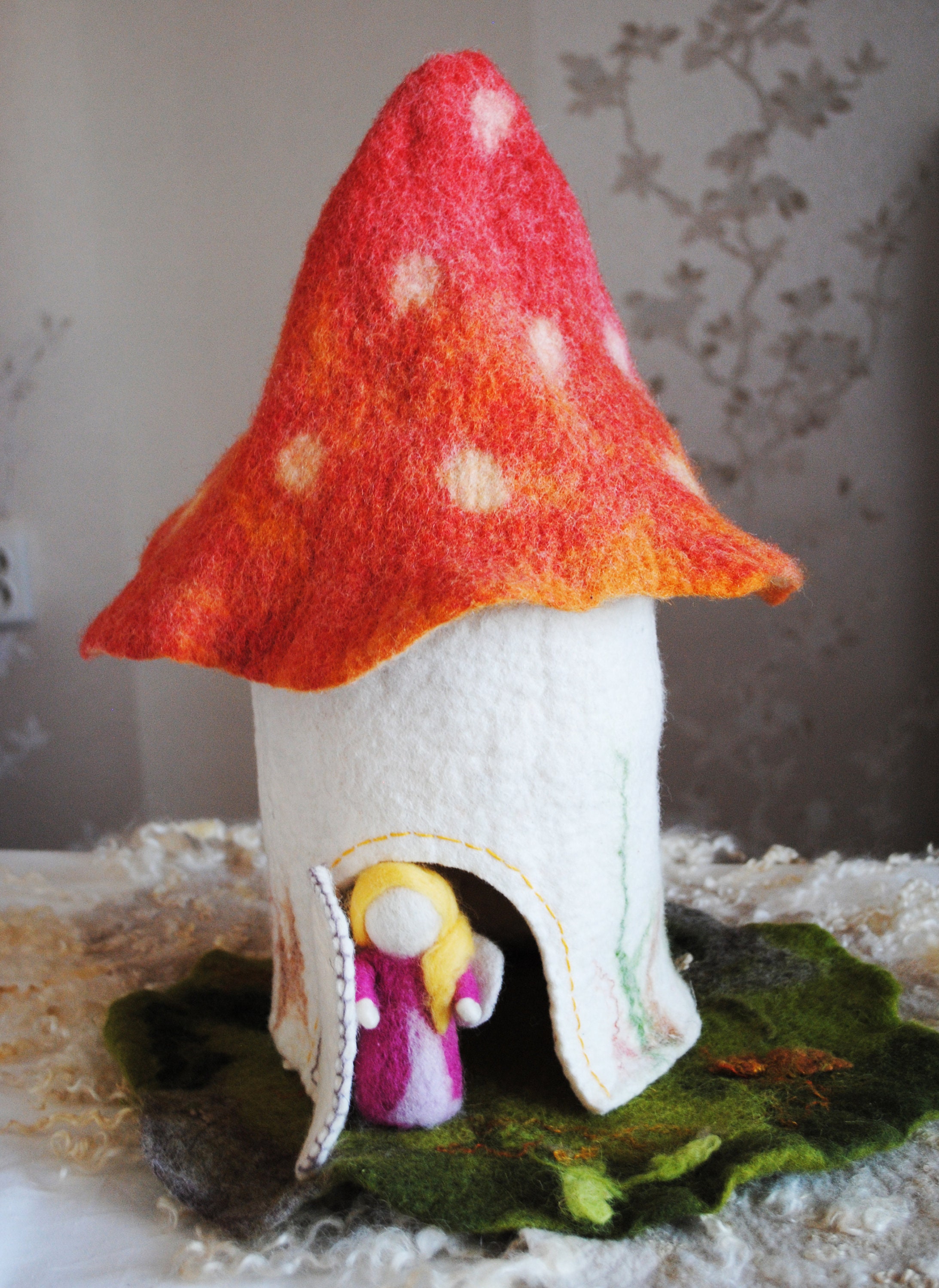 Toadstool Fairy House Woodland Mushroom Gnome Cottage Felted - Etsy