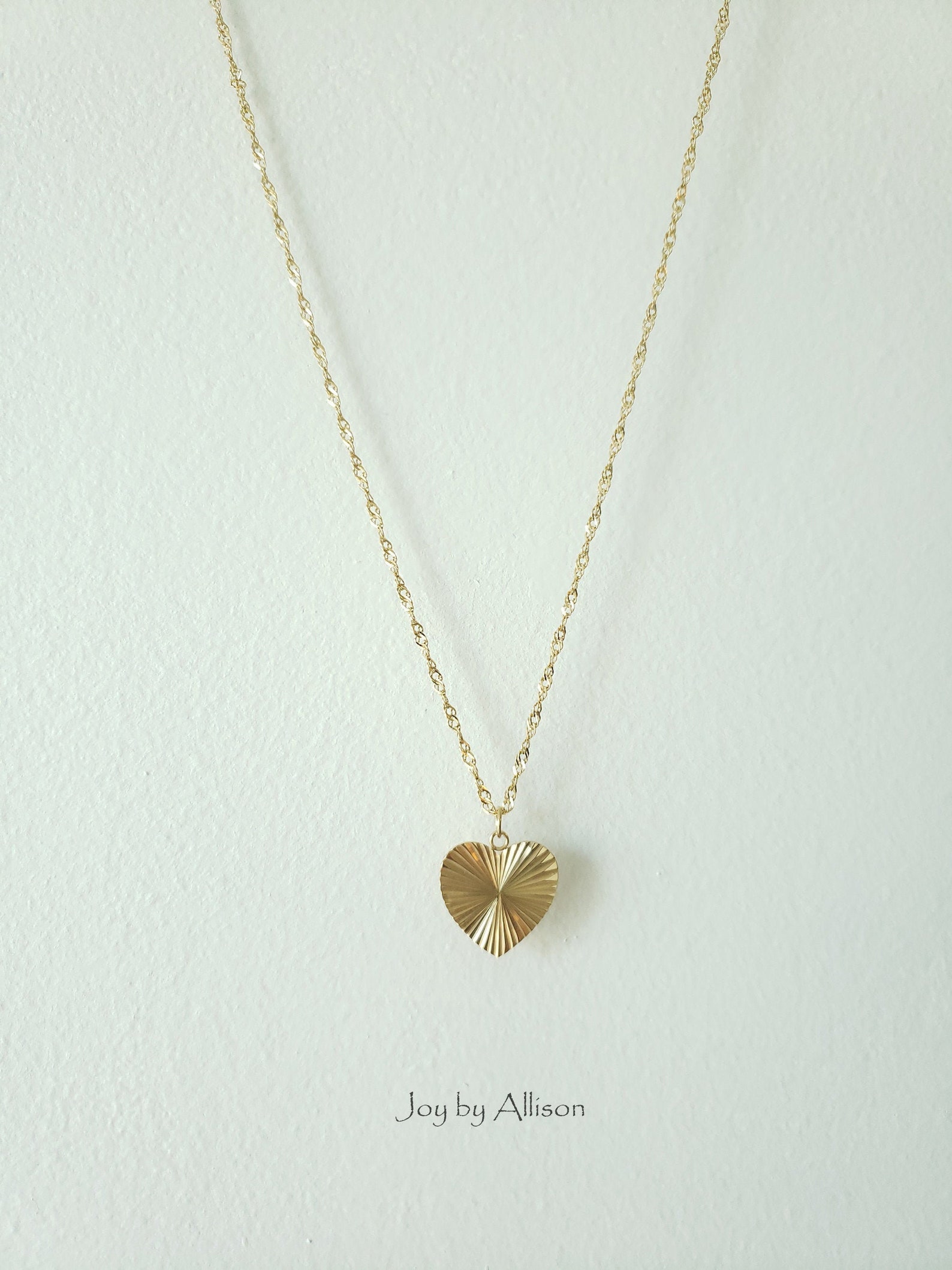 Gold Sunbeam Heart Medallion Necklace. Tarnish Free & - Etsy