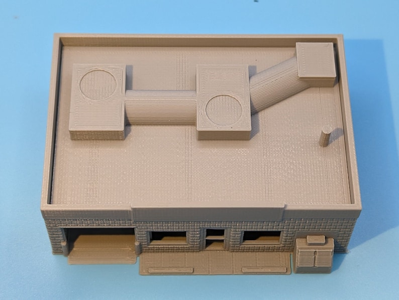 N-scale Dukes Drive-through Convenience Store Model Kit - Detailed 1: ...