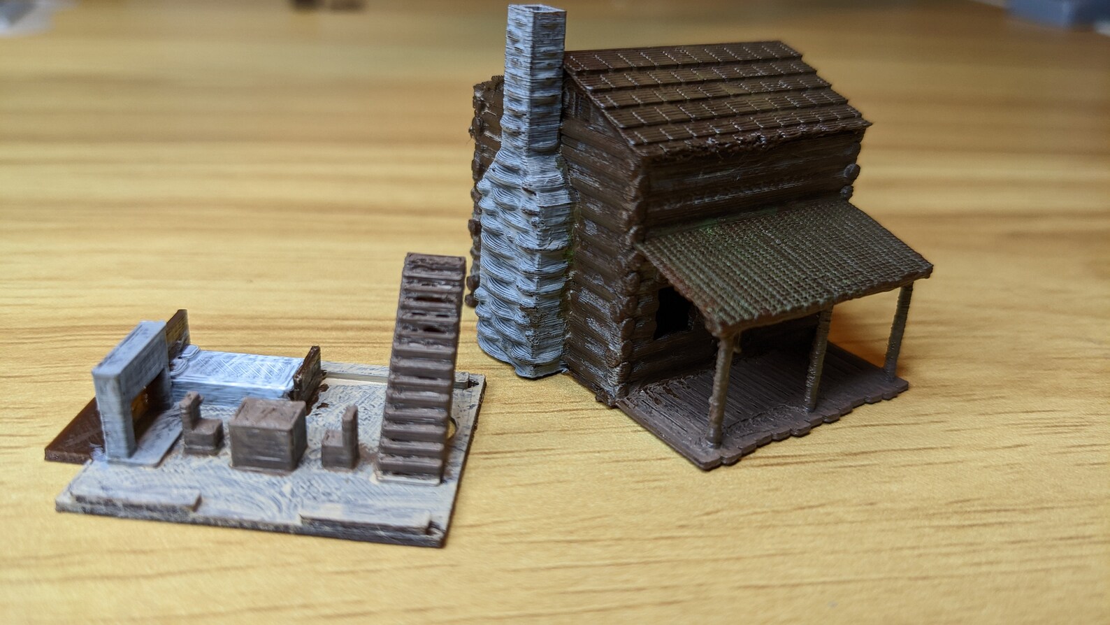 N-scale - Small 2 Story Log Cabin With Front Porch - Detailed Interior ...