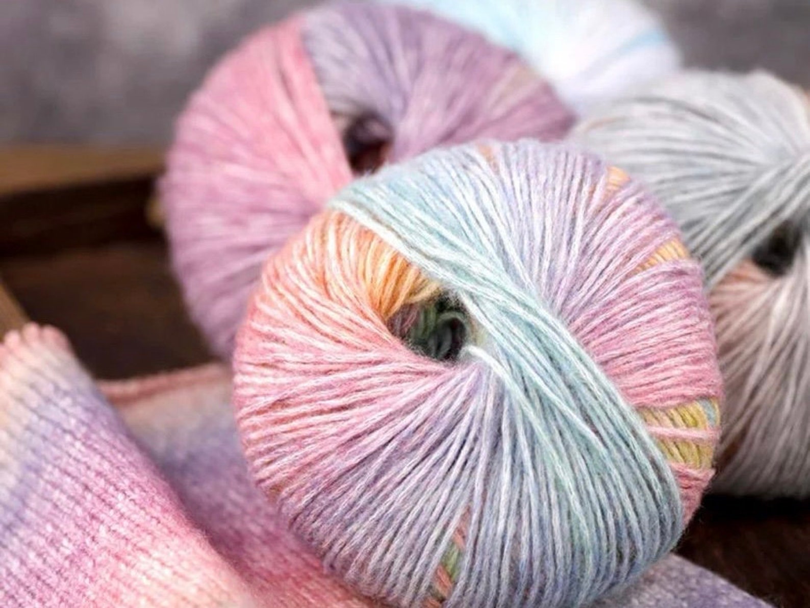 Premium Glazed Variegated Multi-color Yarn, Variegated Blended Cotton ...