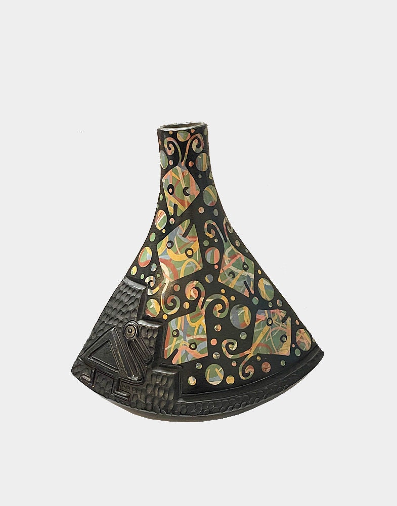 Fan Shaped Peruvian Pottery Vase, Peruvian Ceramics, Chulucanas Pottery ...