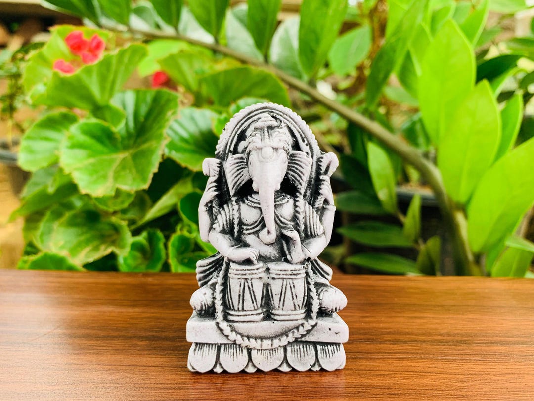 Mini Ganesha Statue, Hindu God of Success, Altar Figurine - Etsy