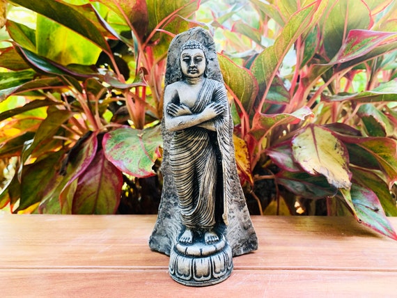Standing Rock Statue Hiti Pilimaya of Gal Vihara in | Etsy