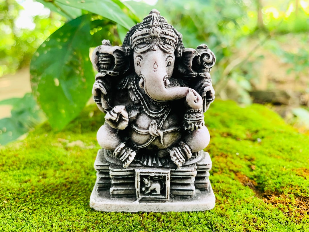 Small Ganesha Stone Statue Lord Hindu God of Success Ganesh for Altar ...