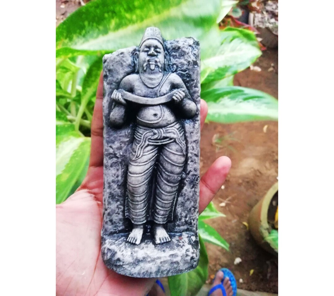 King Parakramabahu in Sri Lanka/handmade King Stone Statue/king Statue ...