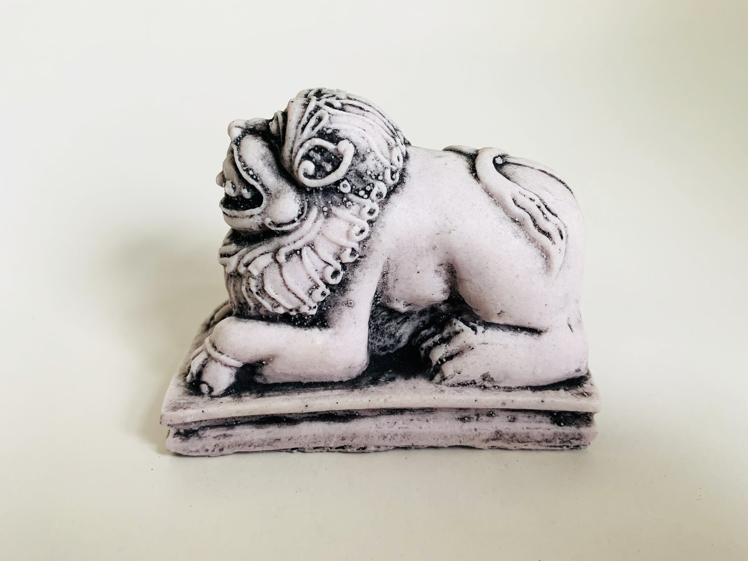 Lion Small Stone Figure,lion Statue,lion Stone Ornament Statue,stone ...