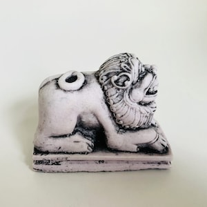 Lion Small Stone Figure,lion Statue,lion Stone Ornament Statue,stone ...
